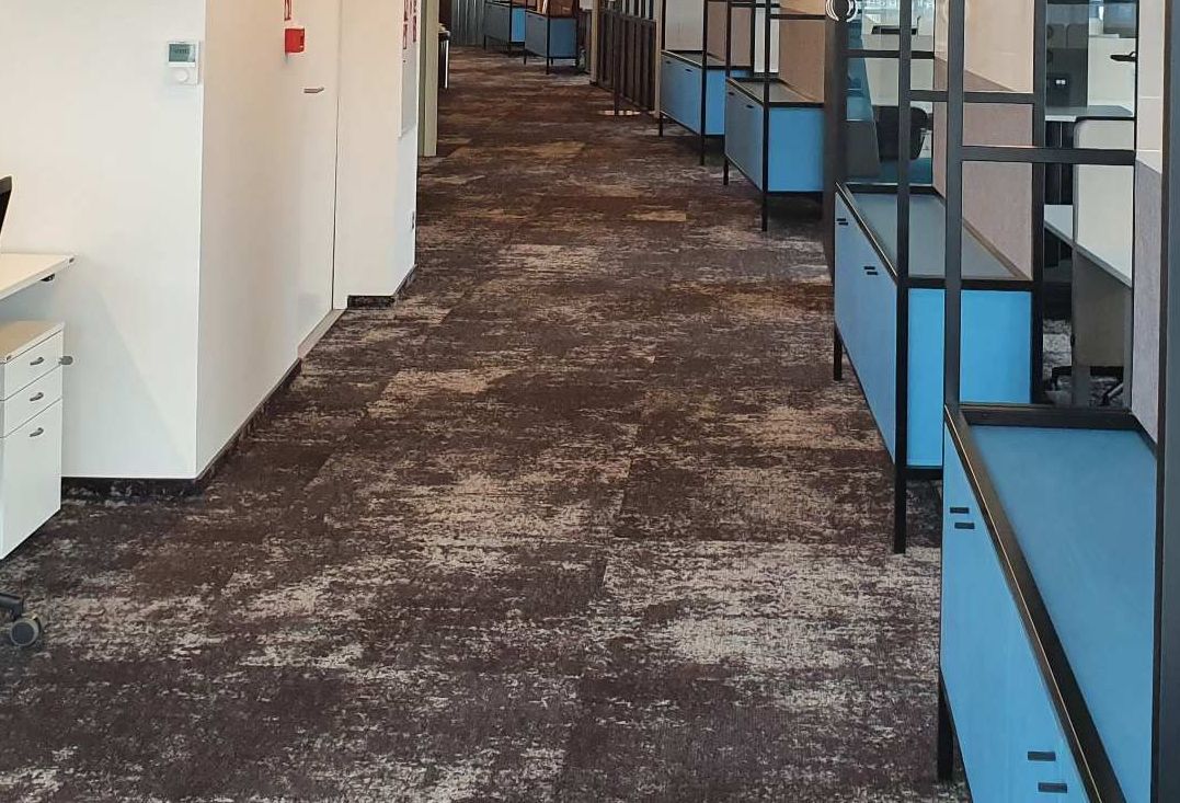 PVC ir kiliminės dangos klojimas | Daviska